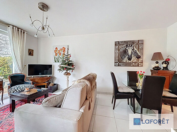 Appartement à vendre - Le Plessis-Trévise, François Mansard - 2 pièces - 1 chambre