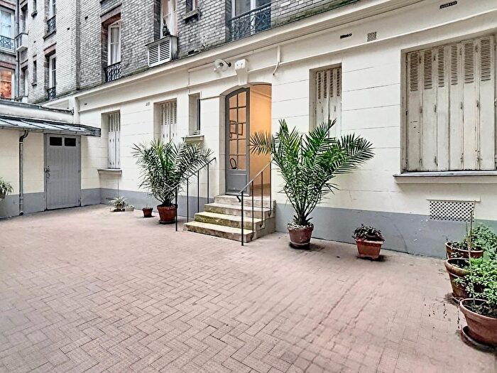Appartement à vendre - Paris e , Jules Joffrin - 1 pièce