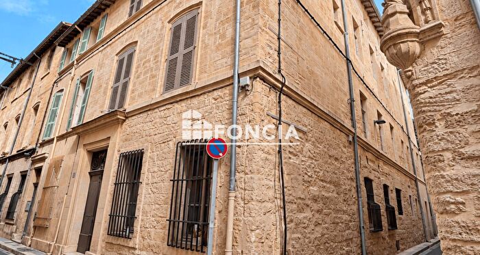 Avignon, Palais des Papes, Zone Piétonne : Appartement 1 pièce à vendre