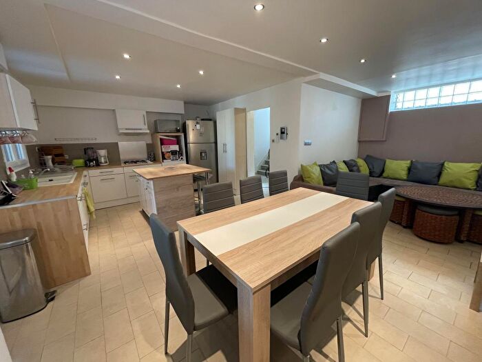 Maison à vendre - Le Passage - 5 pièces - 3 chambres