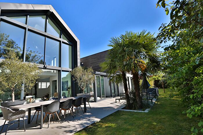 Maison 6 pièces à Chessy, à vendre