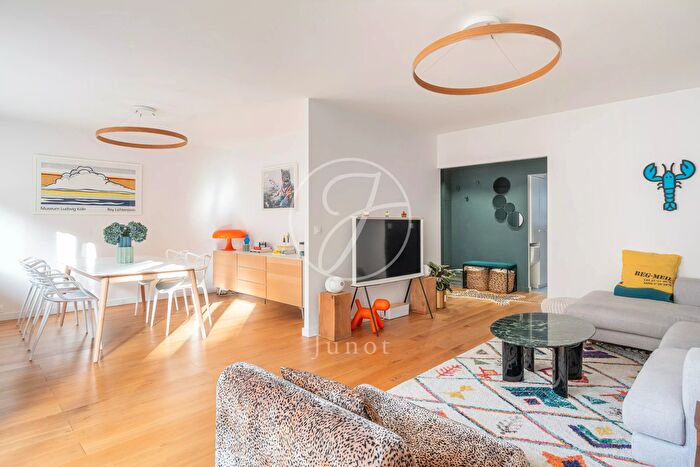 Appartement à vendre - Paris e , Champ de Mars - 3 pièces - 2 chambres