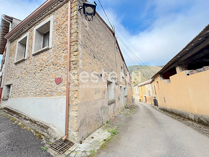 Maison à vendre - Calzan - 6 pièces - 4 chambres