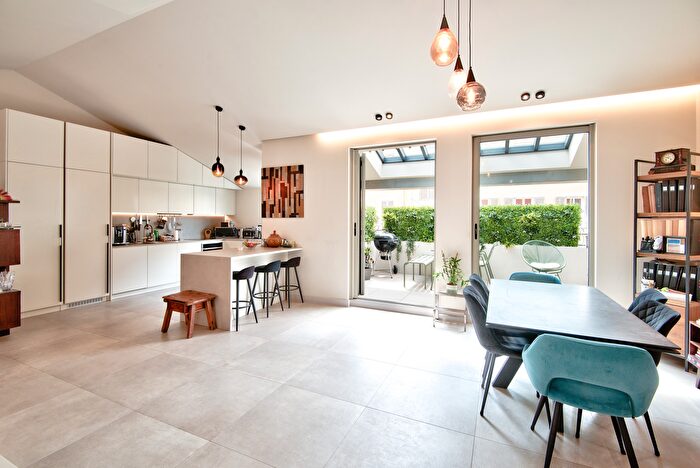 Appartement à vendre - Nice, Carabacel - 5 pièces - 4 chambres