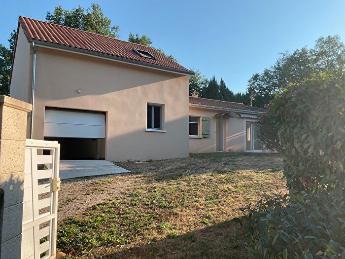 Maison 6 pièces à vendre - Génis
