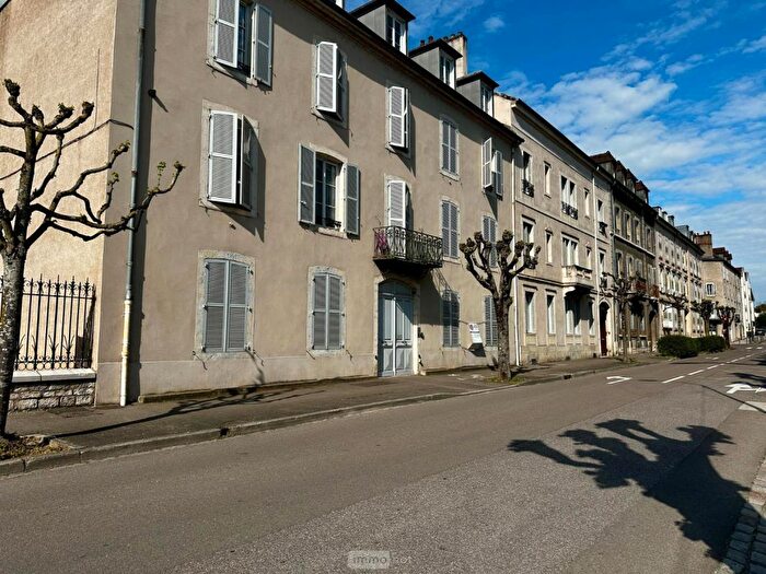 Dole, Centre-ville : Appartement 4 pièces à vendre