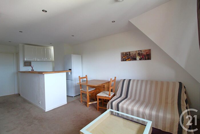La Ville-du-Bois - Appartement 2 pièces à vendre
