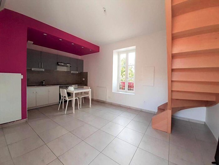 Appartement 2 pièces à Centre Sud Ouest, Saint-Symphorien-d'Ozon, à louer