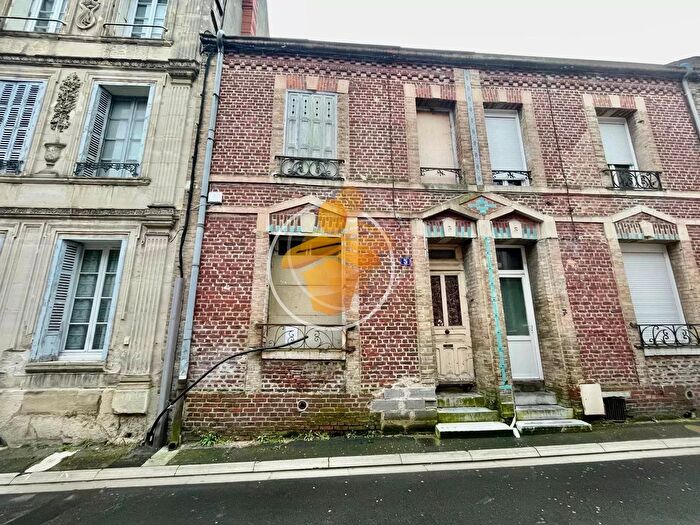 Maison 6 pièces à La Fère, à vendre