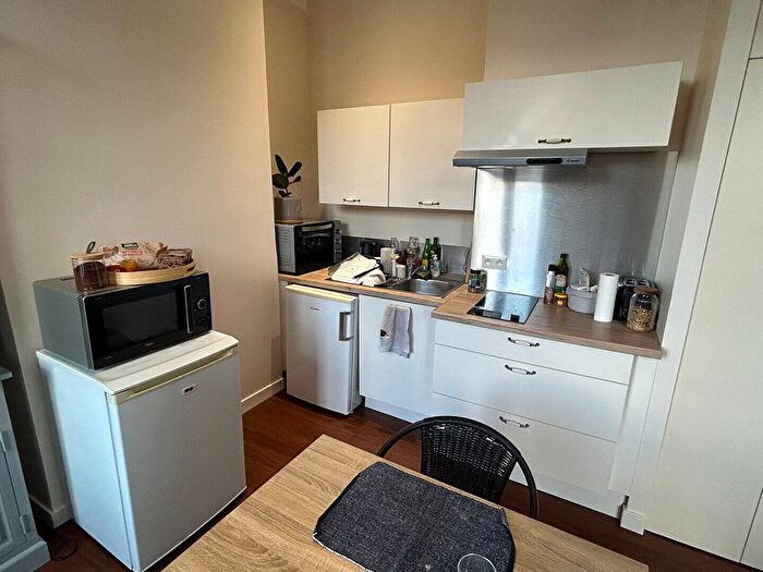 Trois Quartiers-Centre Ville, Poitiers - Appartement 2 pièces à louer