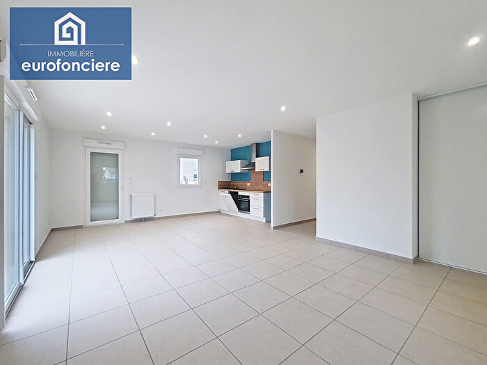 Maison à vendre - Rouilly-Saint-Loup - 5 pièces - 3 chambres