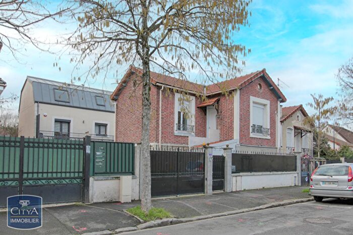 Maison à vendre - Alfortville, Zola Carnot, Alouettes, Val de Seine - 10 pièces - 7 chambres