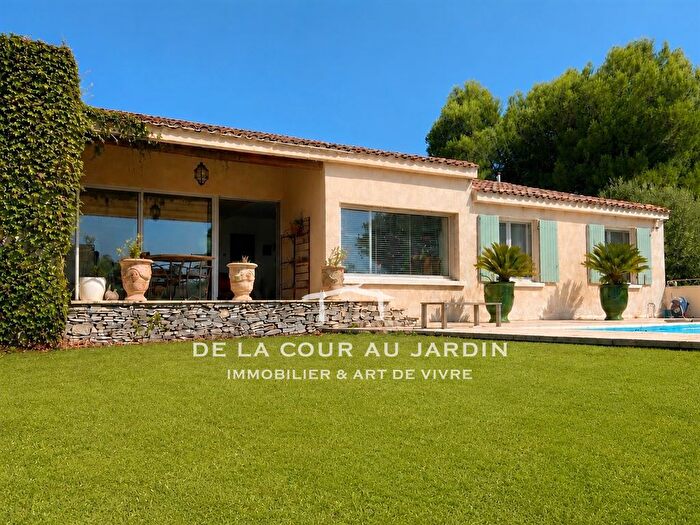 Maison 6 pièces à vendre à Nîmes, Terres de Rouvière, L'Eau Bouillie