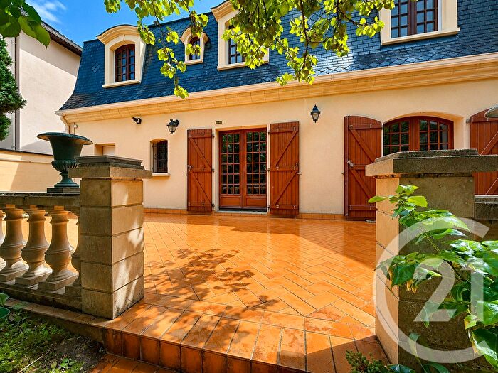 Champs-sur-Marne, Bords de Marne : Maison 6 pièces à vendre