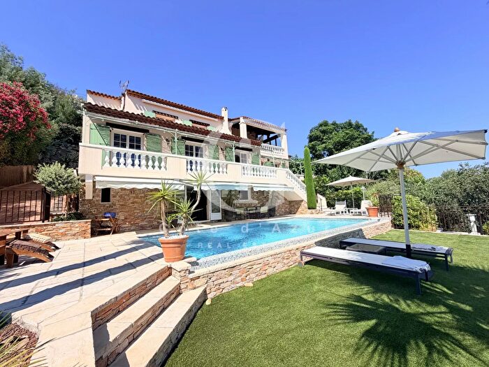 Maison 6 pièces à vendre - Mandelieu-la-Napoule