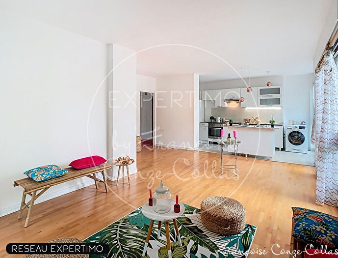 Appartement à vendre - Le Chesnay - 4 pièces - 2 chambres