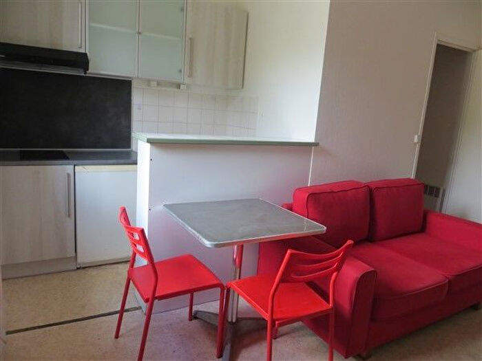 Appartement à louer - Égletons - 2 pièces - 1 chambre