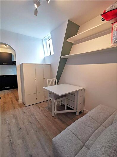 Appartement à louer - La Plaine des Sablons, Neuilly-sur-Seine - 1 pièce