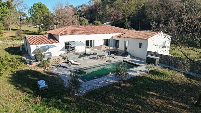 Maison à vendre - Tourves - 6 pièces - 3 chambres