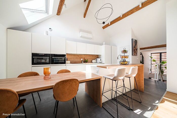 Maison à vendre - Pringy - 7 pièces - 5 chambres