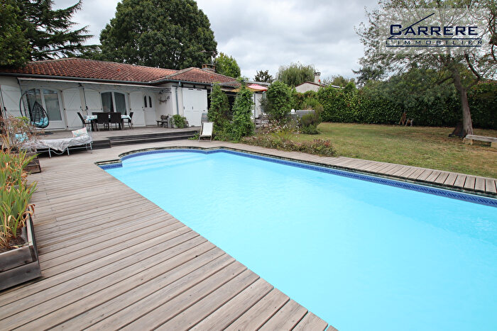 Maisons à vendre et appartements à louer - 1