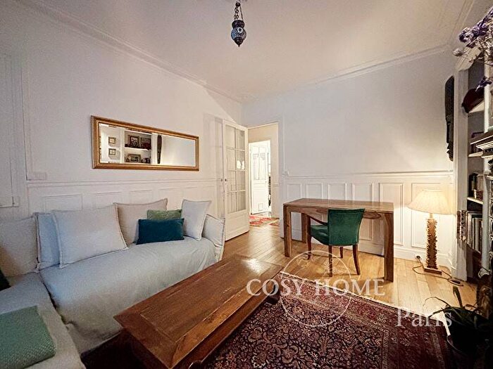 Appartement à louer - Montmartre, Paris ème arrondissement - 2 pièces - 1 chambre