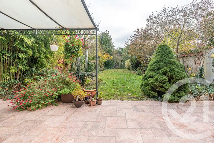 Maison à vendre - Saint-Maur-des-Fossés, Les Mûriers - 8 pièces - 5 chambres