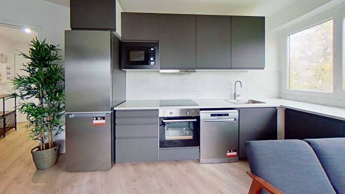 Appartement 5 pièces à Hôtel de Ville, Créteil, à louer