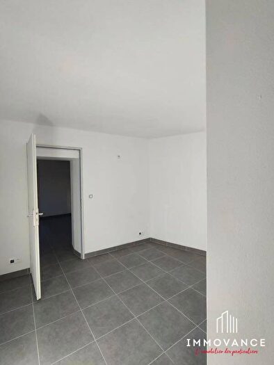 Appartement à louer - Près-Saint-Jean, Alès - 3 pièces - 2 chambres