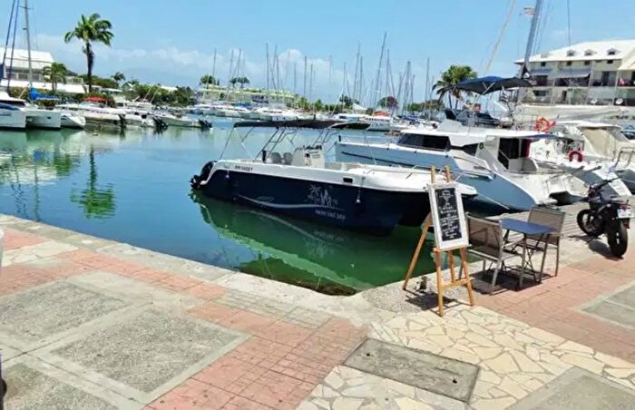 Appartement à vendre - Le Gosier - 2 pièces - 1 chambre