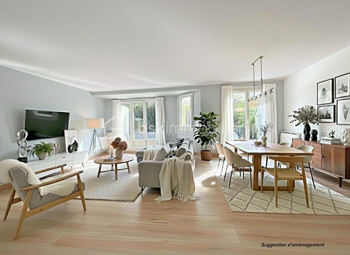 Maison à vendre - Noisy-le-Roi - 6 pièces - 5 chambres