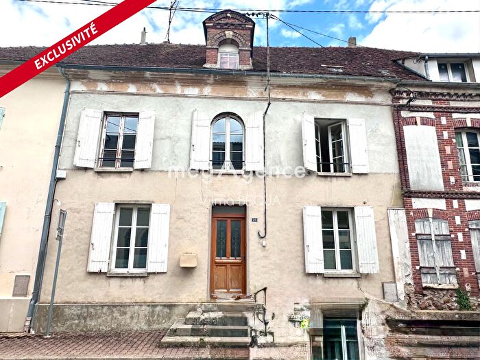 Maison à vendre - Traînel - 6 pièces - 4 chambres
