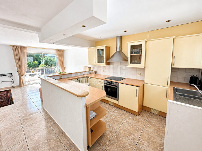 Appartement 3 pièces à Cannes, Californie Pezou, à vendre