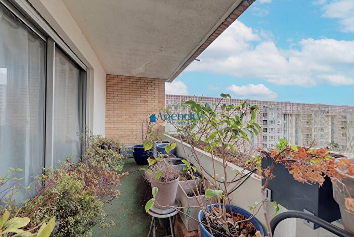 Appartement à vendre - Noisy-le-Grand, Est - 3 pièces - 2 chambres