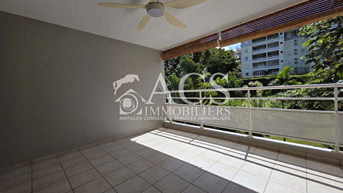 Appartement à louer - Le Robert - 3 pièces - 2 chambres