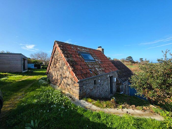 Maison à louer - Trébeurden - 3 pièces - 2 chambres