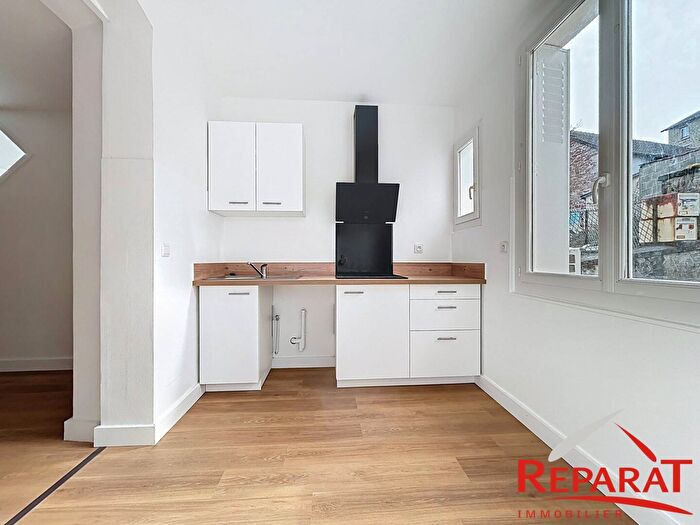 Appartement à louer - Brive-la-Gaillarde - 2 pièces - 1 chambre