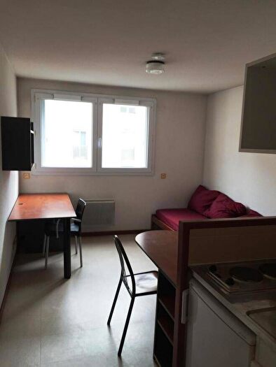 Appartement à louer - Saint Marc-Croix de Pierre-Saint Nicaise, Rouen - 1 pièce