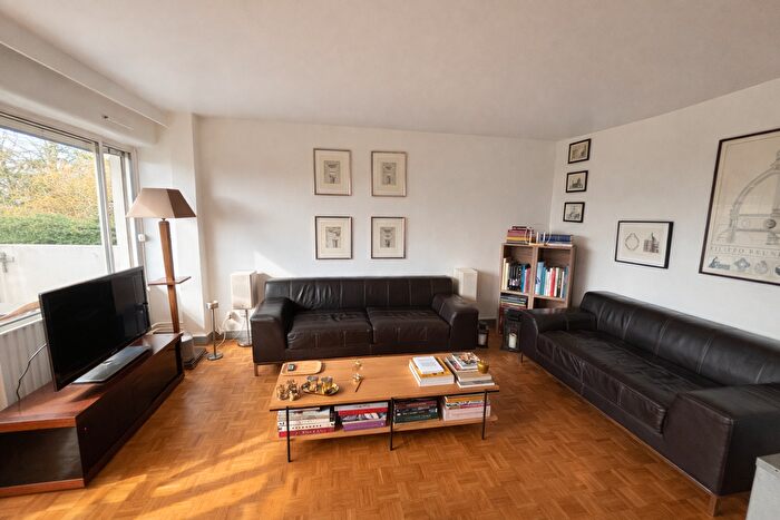Appartement à vendre - Saint-Étienne, La Métare, Le Portail Rouge, Fauriel, Villeboeuf - 5 pièces - 3 chambres