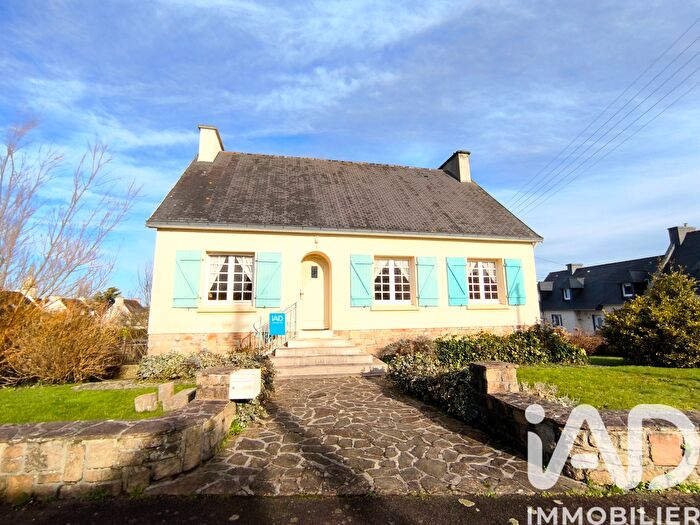 Maison à vendre - Pleyben - 4 pièces - 3 chambres