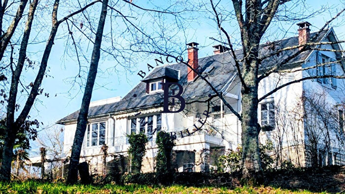 Maison à vendre - Brive-la-Gaillarde, Chapélies, Garenne Verte, Lacan, Migoule - 8 pièces - 6 chambres