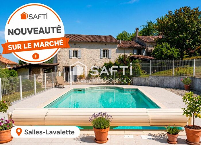 Salles-Lavalette - Maison 5 pièces à vendre