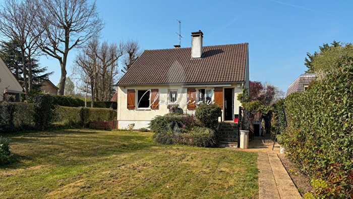 Maison 5 pièces à vendre à Médan