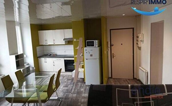 Appartement à louer - Mont-Barres, Belfort - 2 pièces - 1 chambre