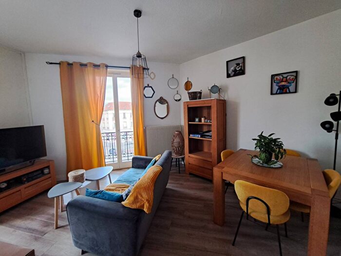 Appartement à louer - Nancy - 3 pièces - 2 chambres