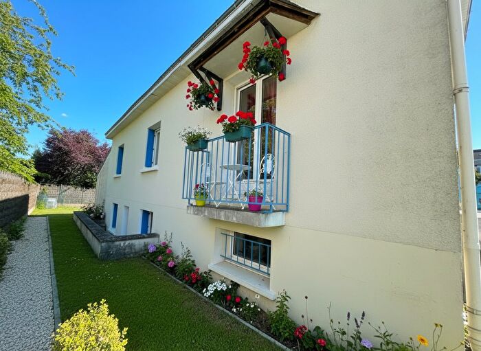 Maison à vendre - Chambray-lès-Tours - 9 pièces - 5 chambres