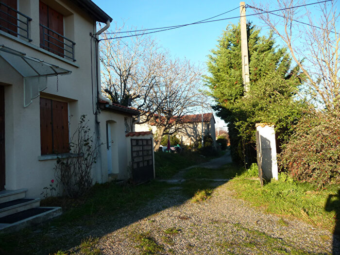 Maison 4 pièces à vendre à Saint-Romain-le-Puy