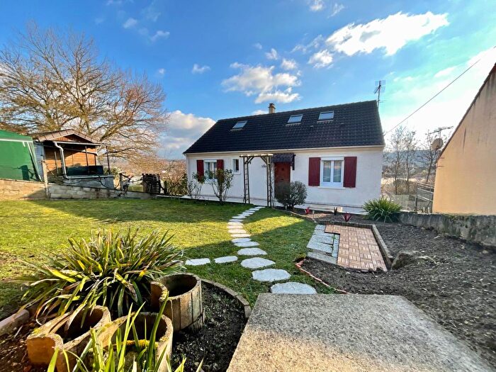 Maison à vendre - Cauffry - 6 pièces - 4 chambres