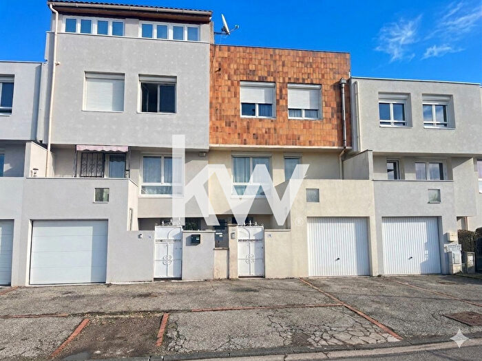 Maison à vendre - Saint-Étienne, Montreynaud, Molina, Le Marais - 6 pièces - 4 chambres
