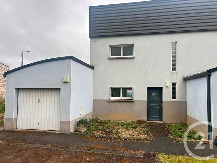 Maison à louer - La Ferté-Macé - 6 pièces - 4 chambres